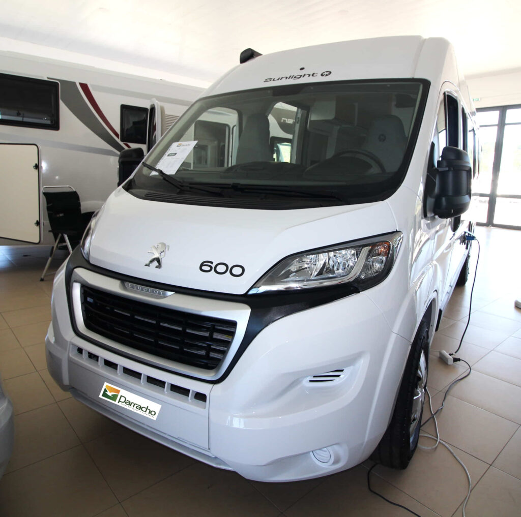 SUNLIGHT VAN CLIFF 600 Ref. N38 • Parracho